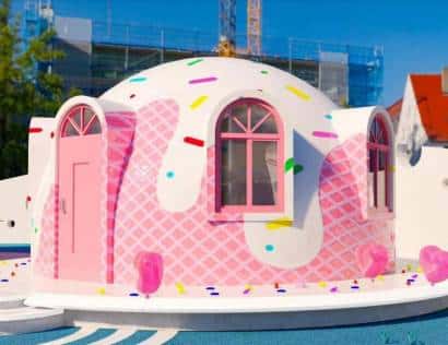 Domespaces: Monolithic Domes