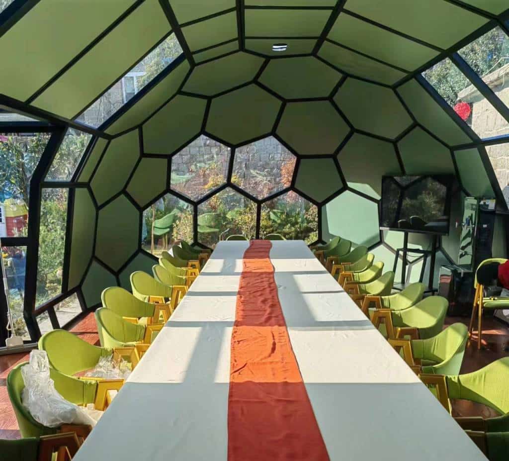 Glass Dome Pods - Domespaces